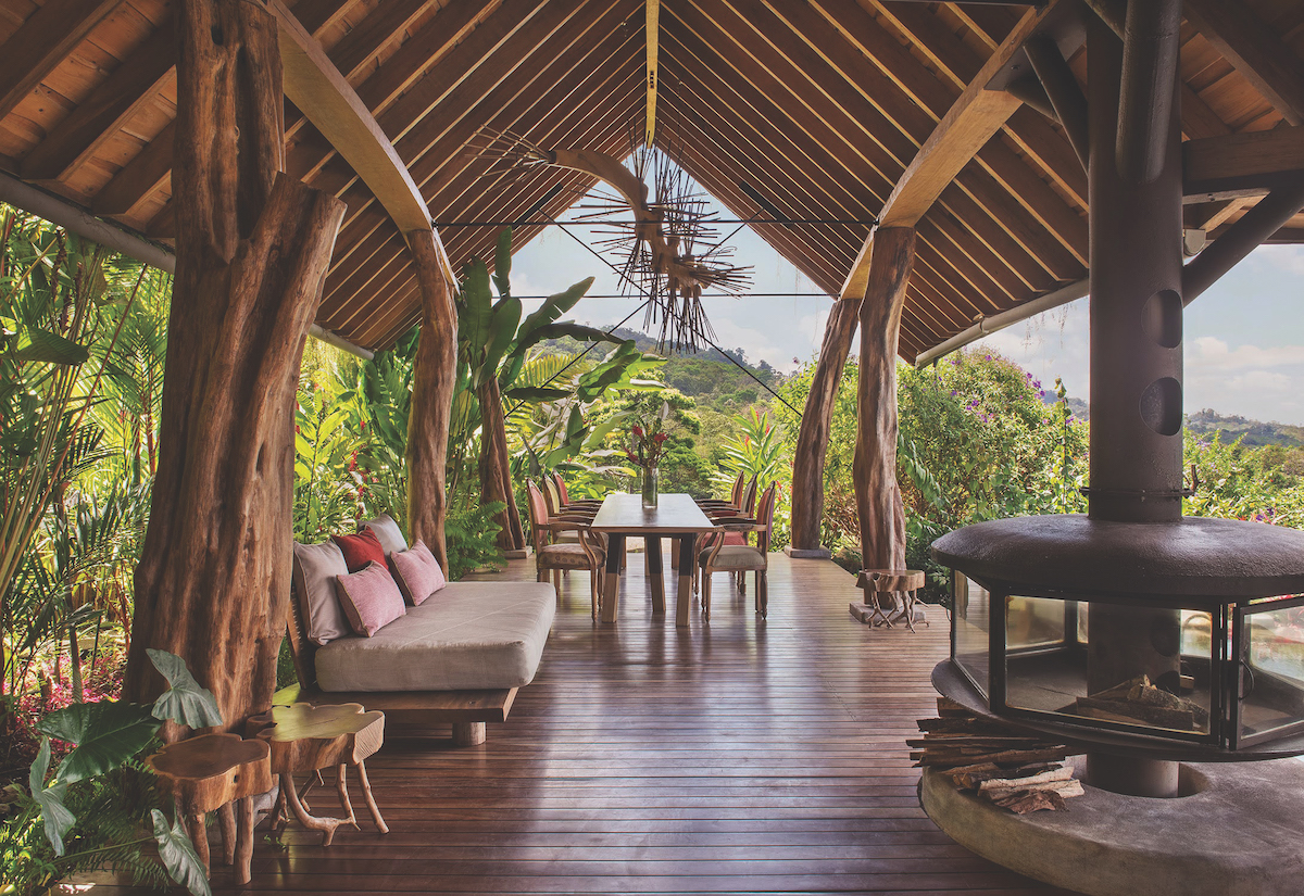 The Good Earth · Organic Spa Magazine